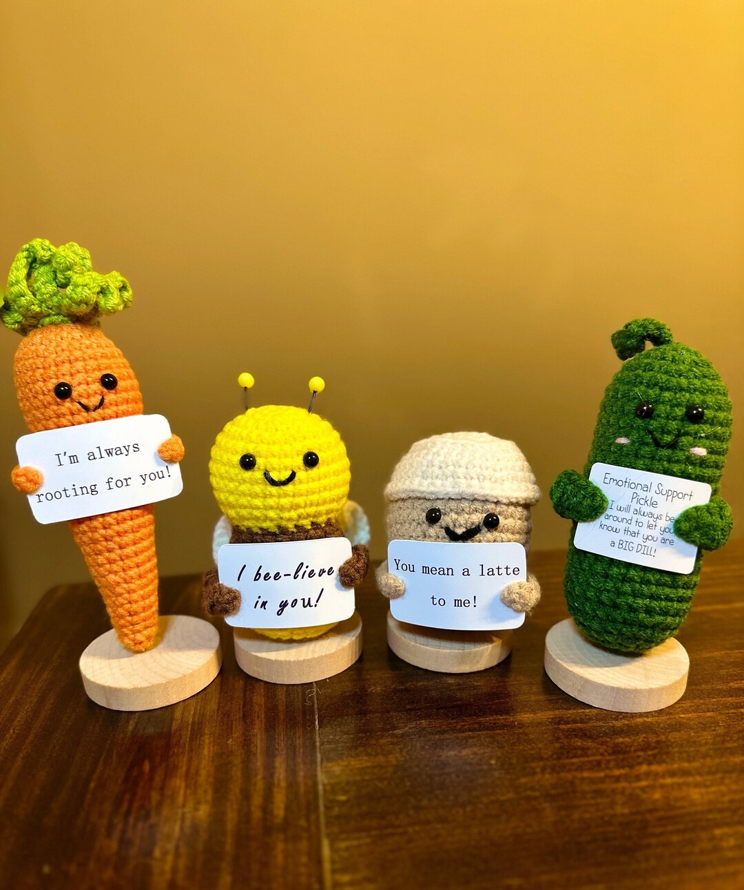 Emotional Support Carrot With Stand, Cute Crochet Positive Pickle ...