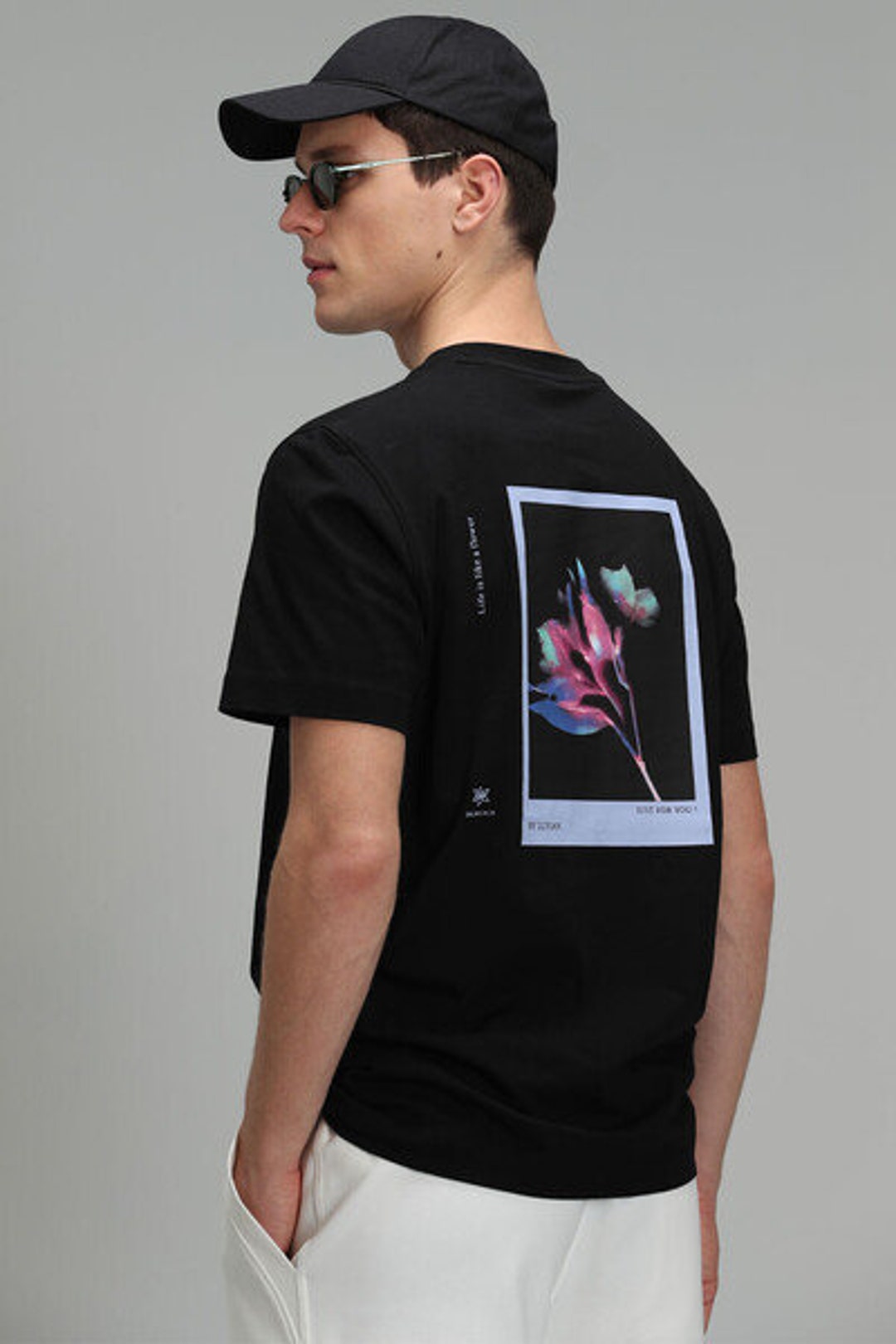 Floral Print Tee, Flower Design Aesthetic Tshirt, Simple Summer T-shirt ...
