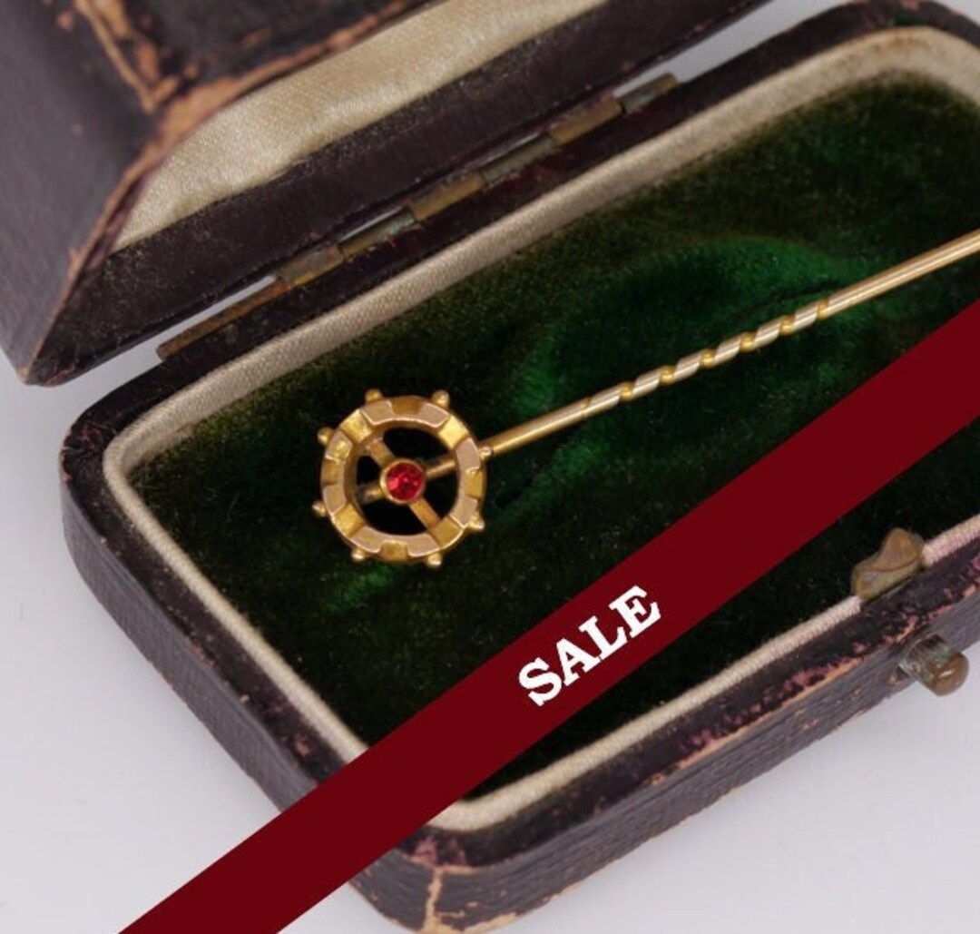 Antique 1890s-1920s 9ct Gold and Ruby Paste Decorative Stick Pin Cog ...