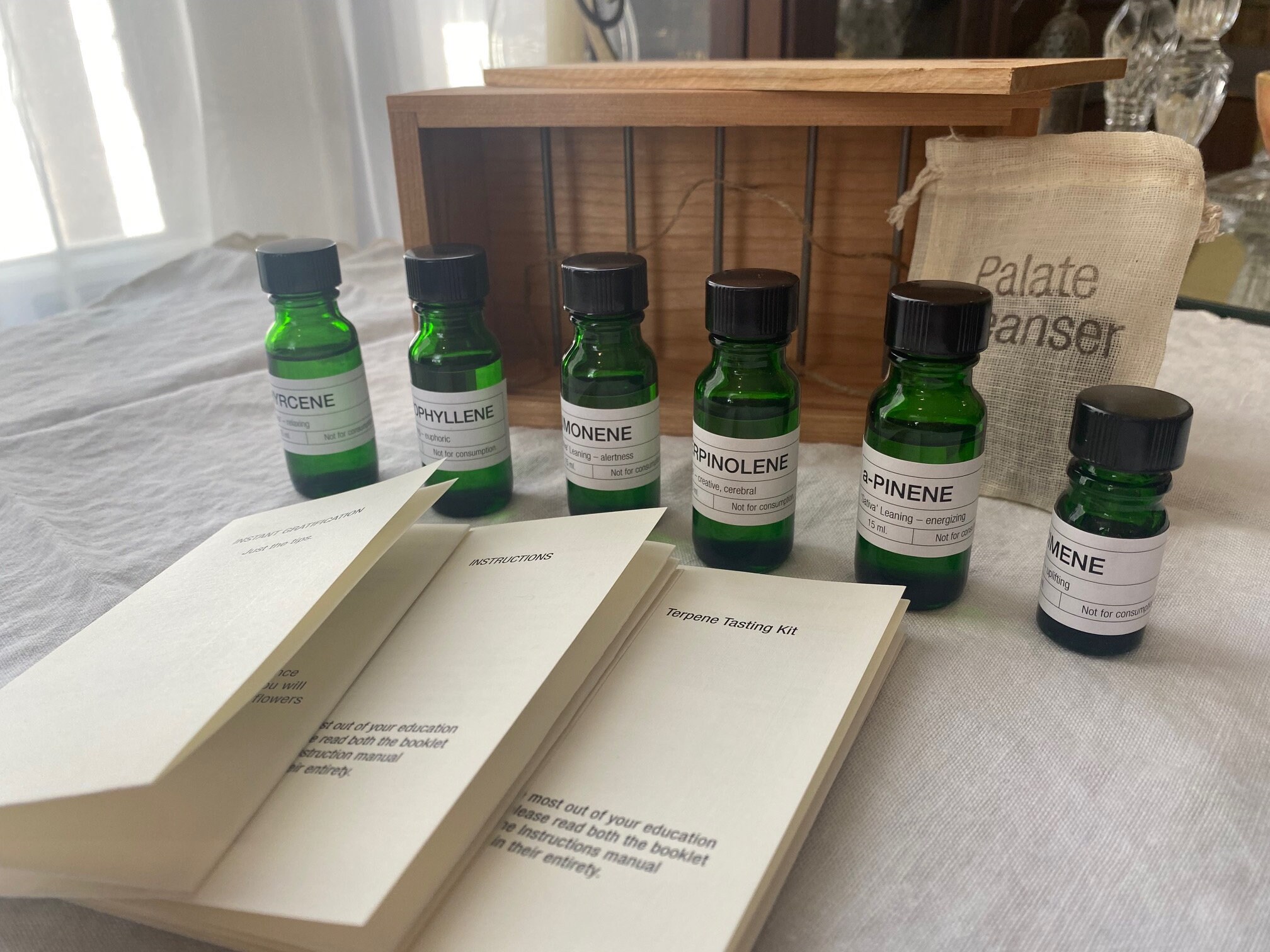 Terpene Aroma Tasting Kit: Cherrywood Box With Education Booklets - Etsy
