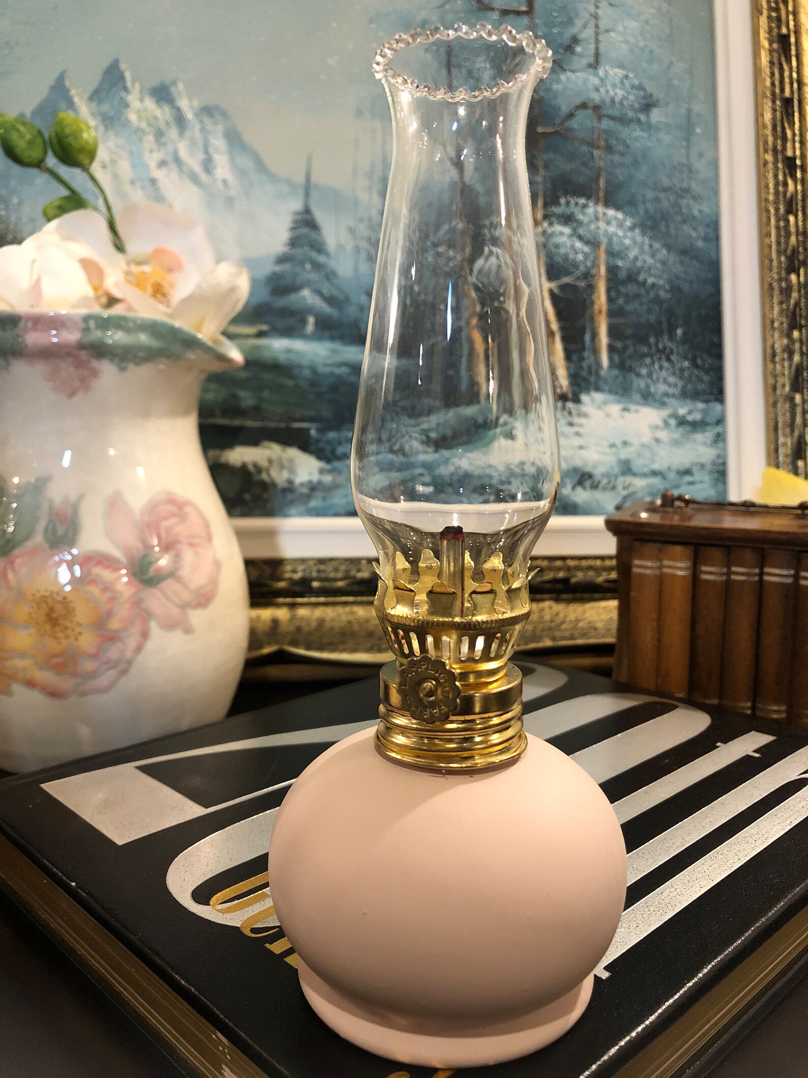 Vintage Lamplight Farms Oil Lamp, Italian Pink Glass, Farmhouse Decor ...