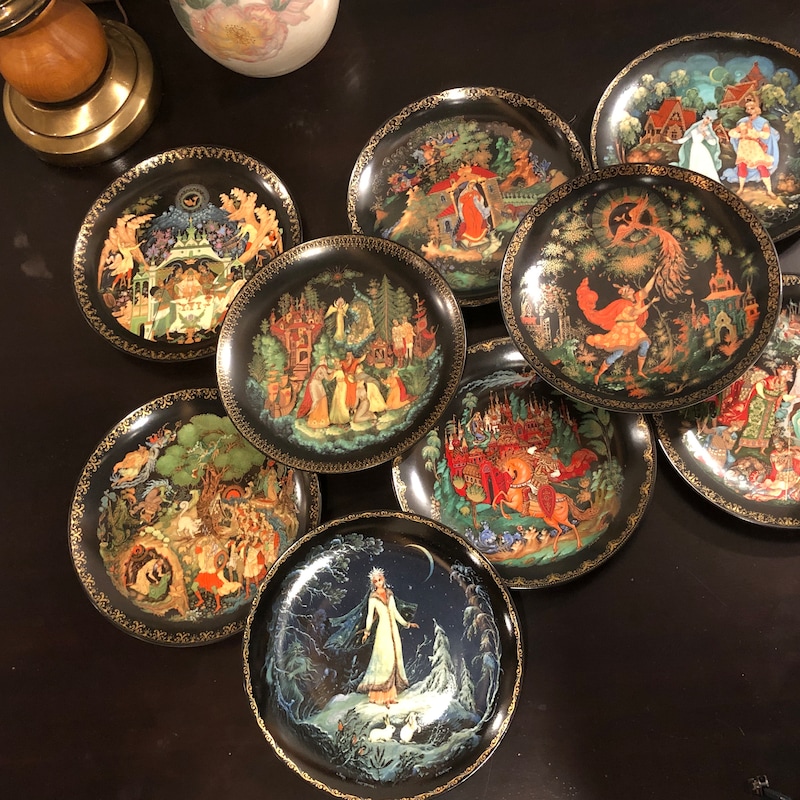Collectible Plates - Etsy