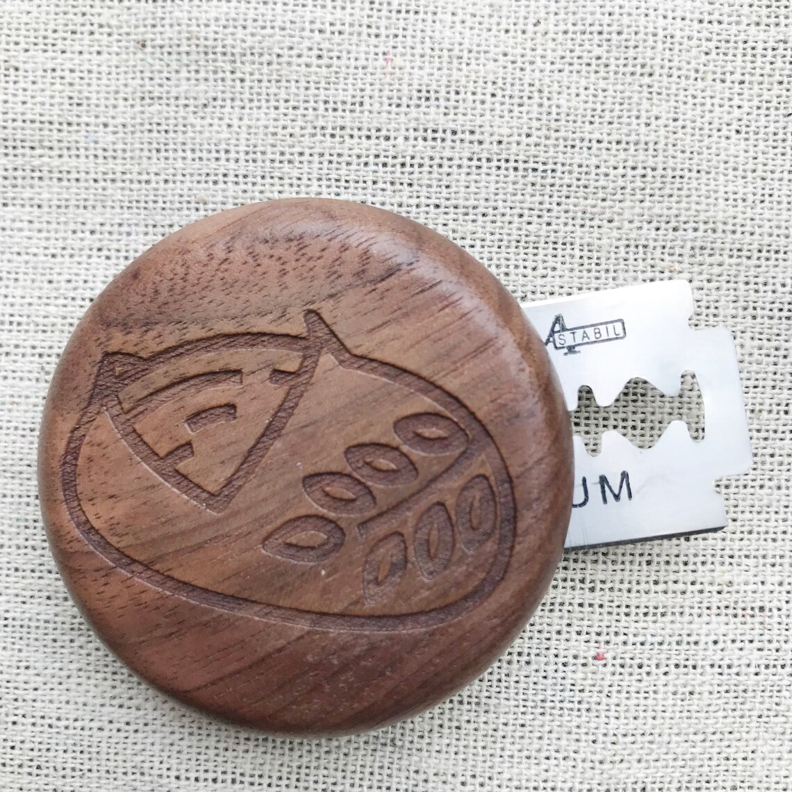Handmade Walnut Round Bread Lame - Sunki Scoring Tool - Etsy