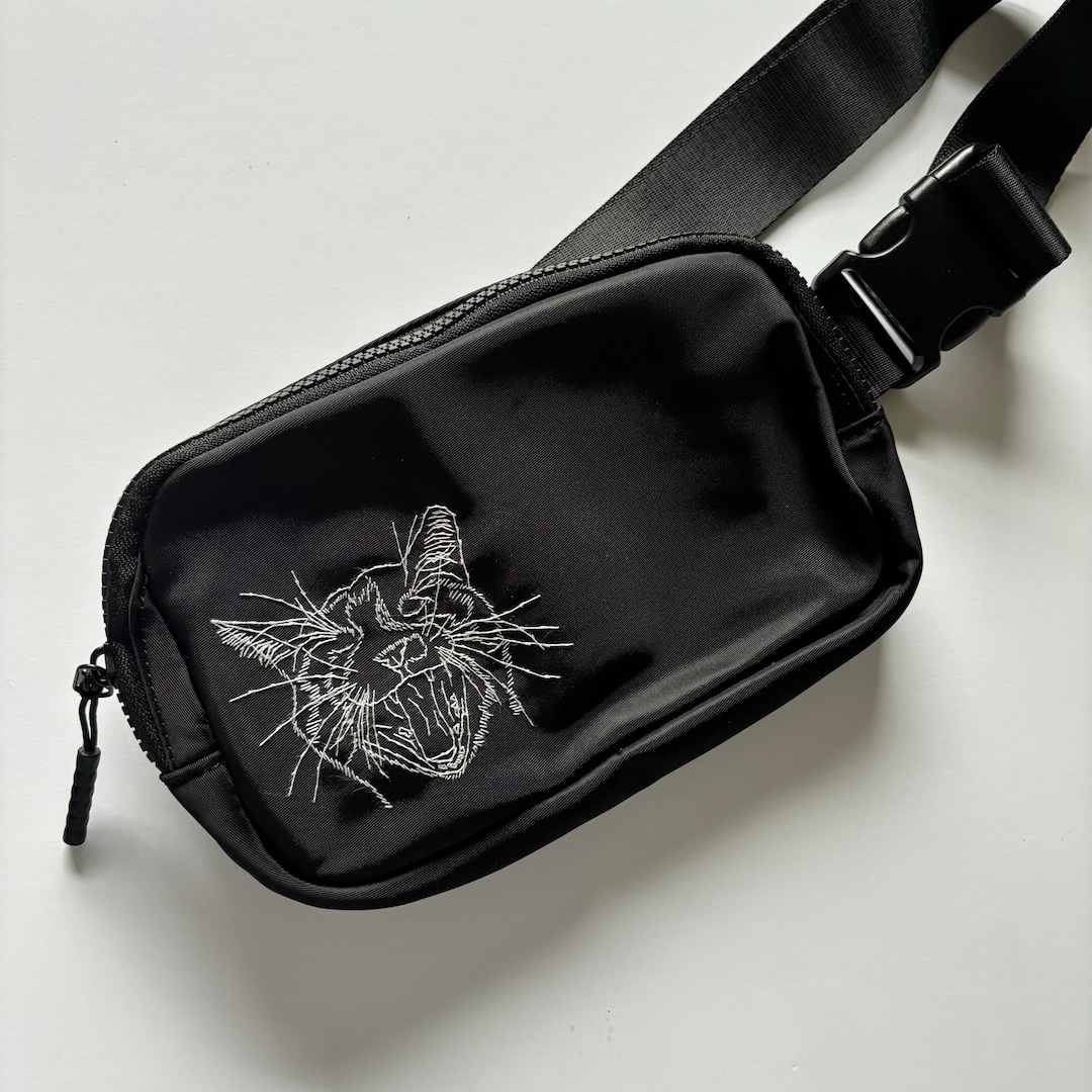 Custom Pet Portrait Belt Bag; Hand Embroidered; Custom Embroidery Belt ...