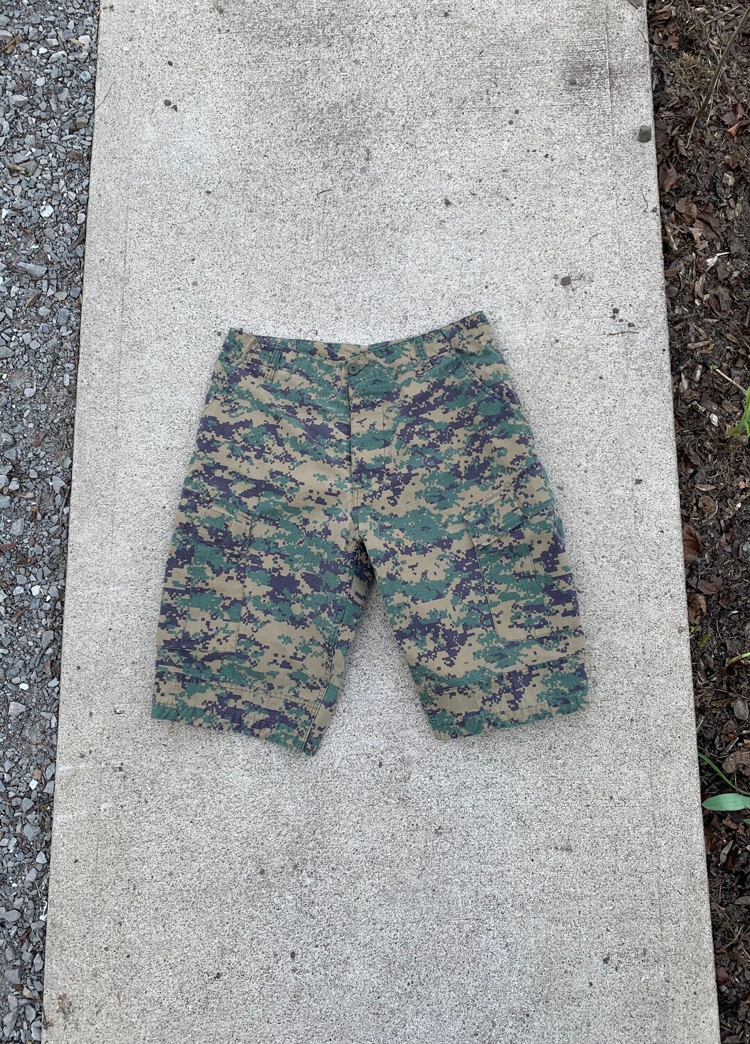 Digital Print Camouflage Army Print Cargo Shorts / Vintage Camo Shorts ...