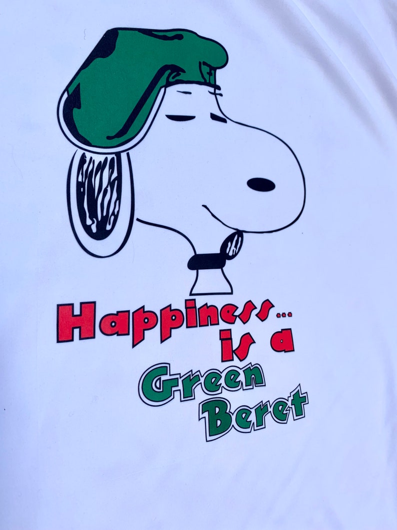 Snoopy T Shirt / Happiness is a Green Beret / Army / Vintage Snoopy - Etsy