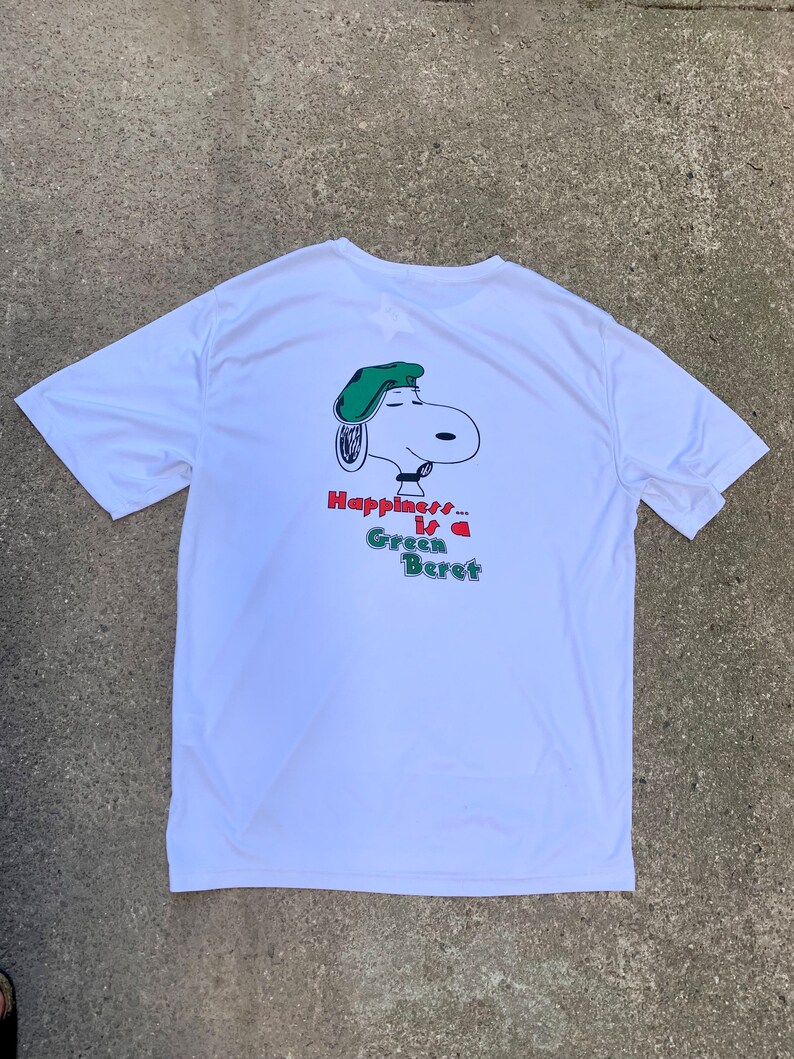 Snoopy T Shirt / Happiness is a Green Beret / Army / Vintage Snoopy - Etsy