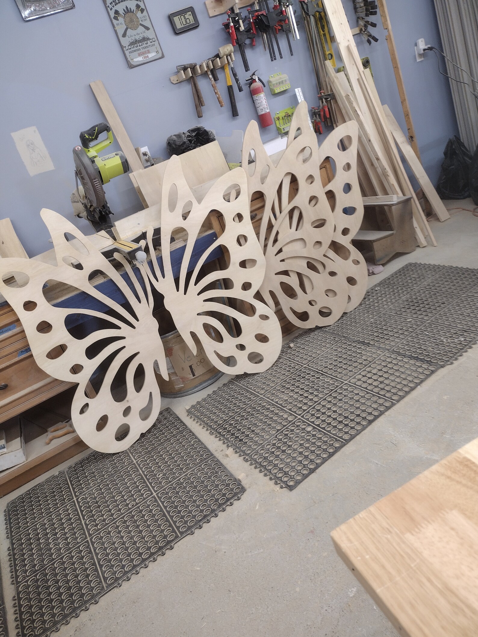 Butterfly Cutout/ Butterfly/ Party Prop/ 4ft Butterfly Cutout/2ft ...