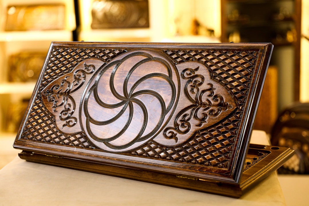 Personalized Wooden Backgammon Set: Hand Carved Eternity Design - Etsy