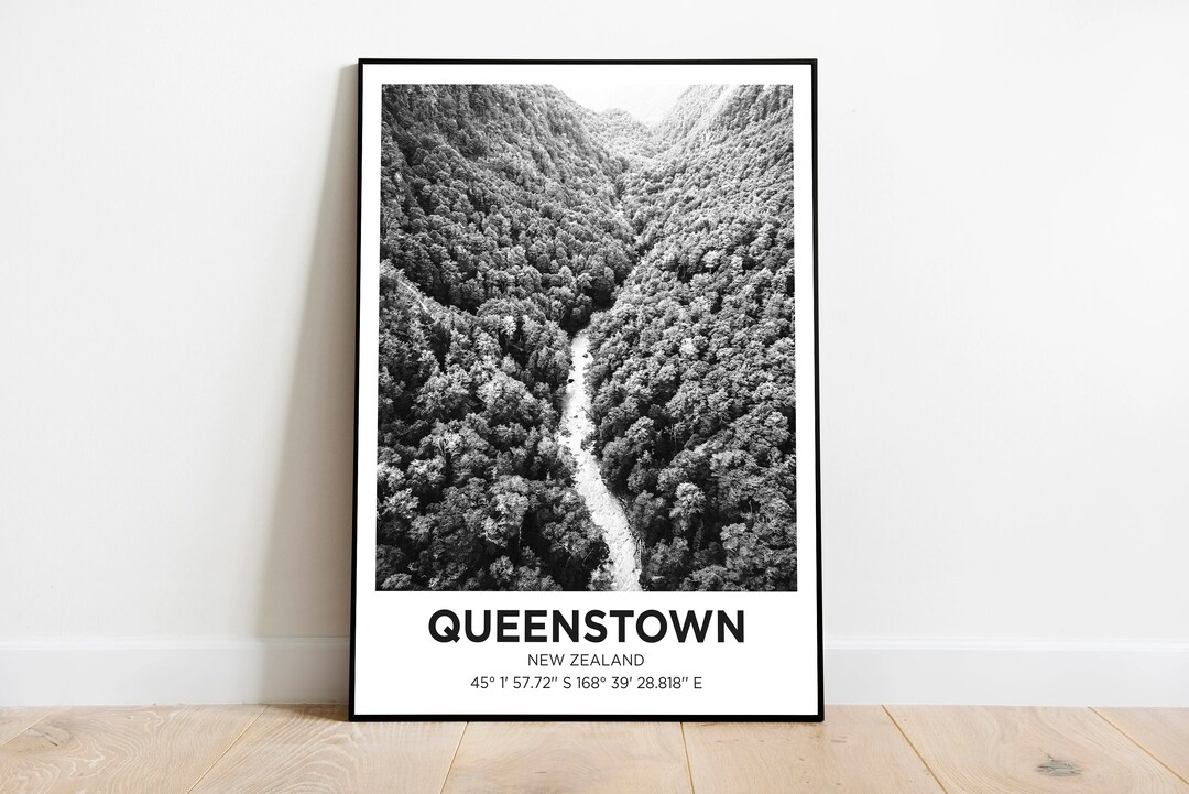 Queenstown Travel Poster New Zealand Wall Art Trendy Gift Eclectic ...