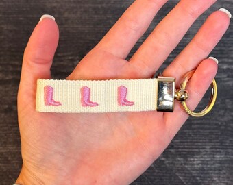 Pink Bow Keychain / Bow Embroidered Keychain / Coquette Bow Embroidery ...