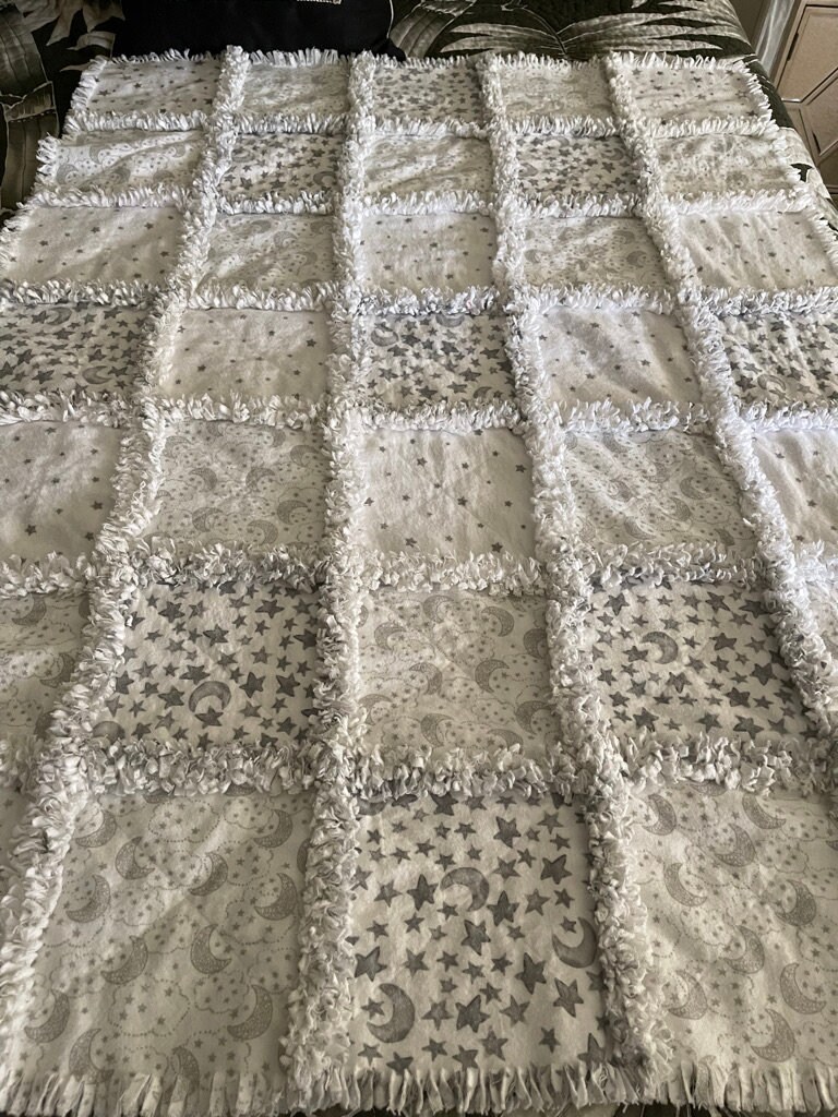 Grey Moon and Stars Rag Quilt - Etsy