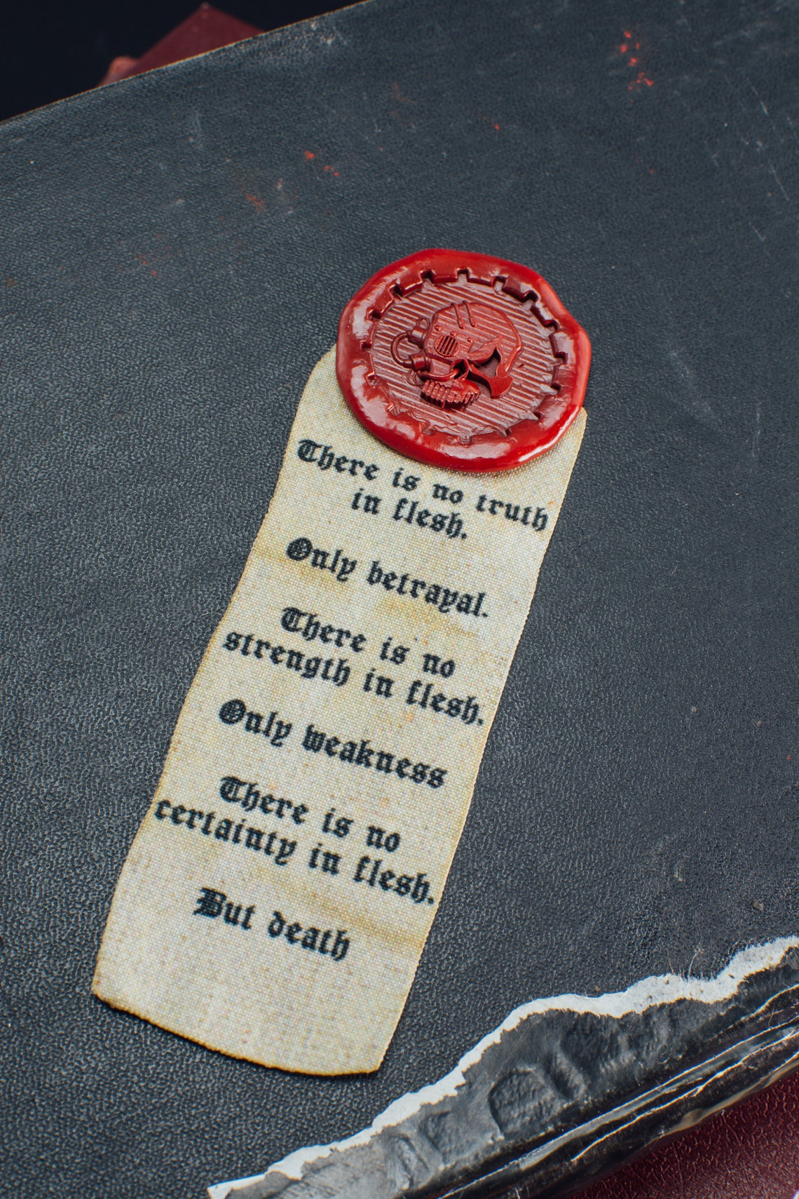 Warhammer 40k Adeptus mechanicus purity seal | Etsy