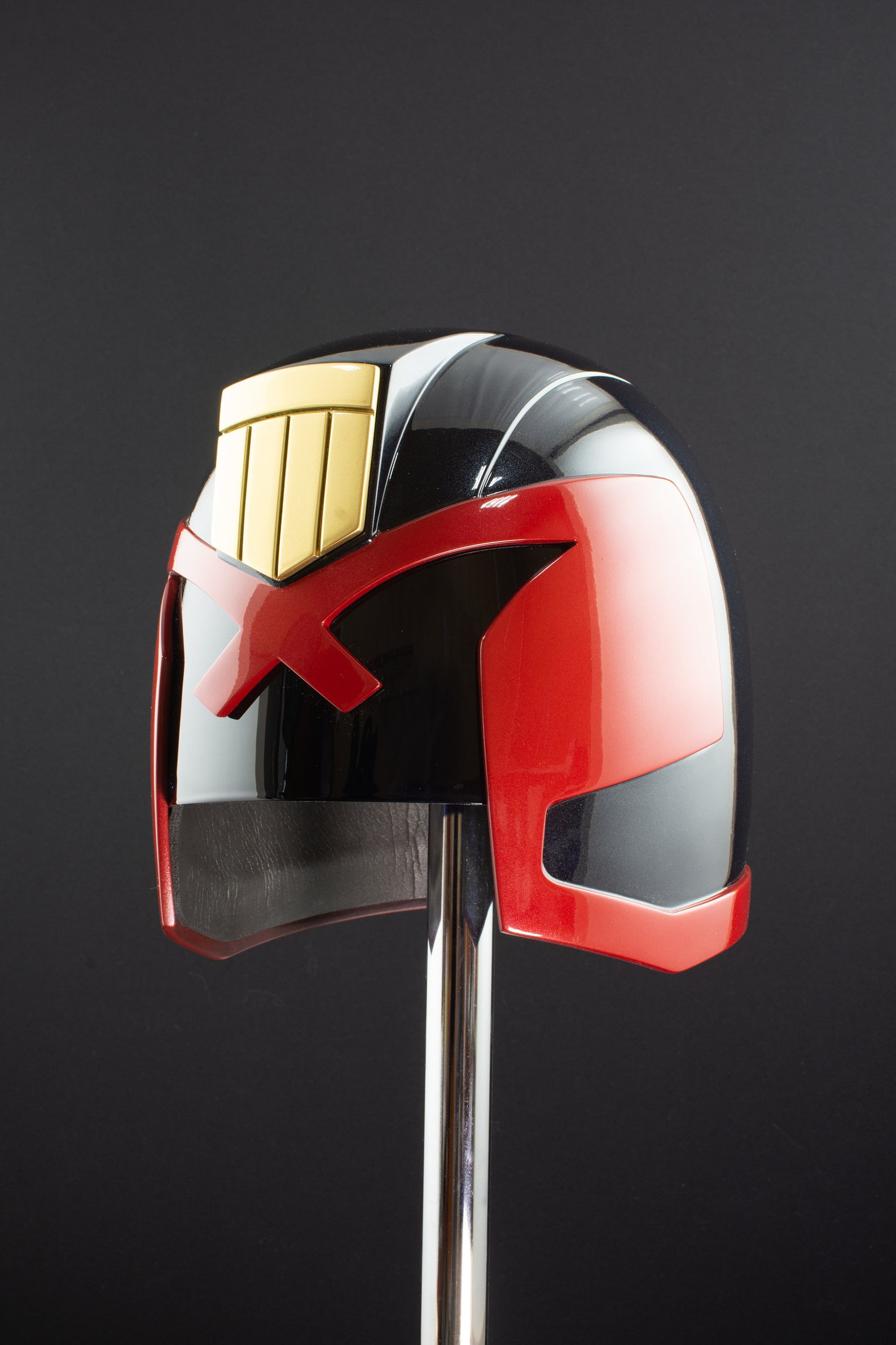 Judge Dredd helmet replica | Etsy