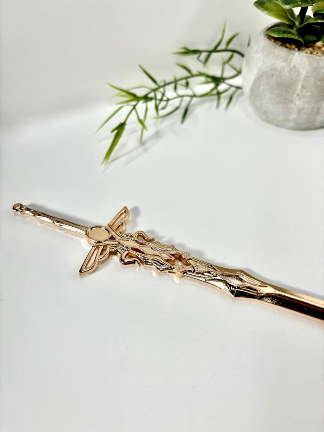 Sword Hair Stick, Fantasy Hair Pin, Cosplay Accessory, Sword Bun Holder ...