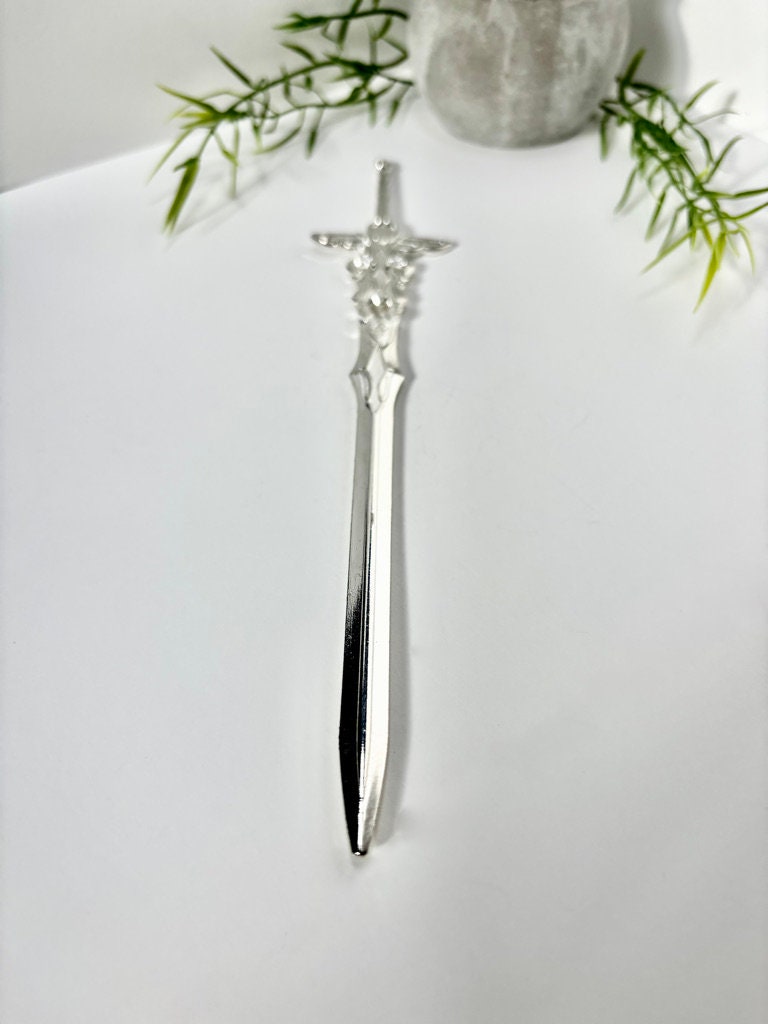 Sword Hair Stick, Fantasy Hair Pin, Cosplay Accessory, Sword Bun Holder ...