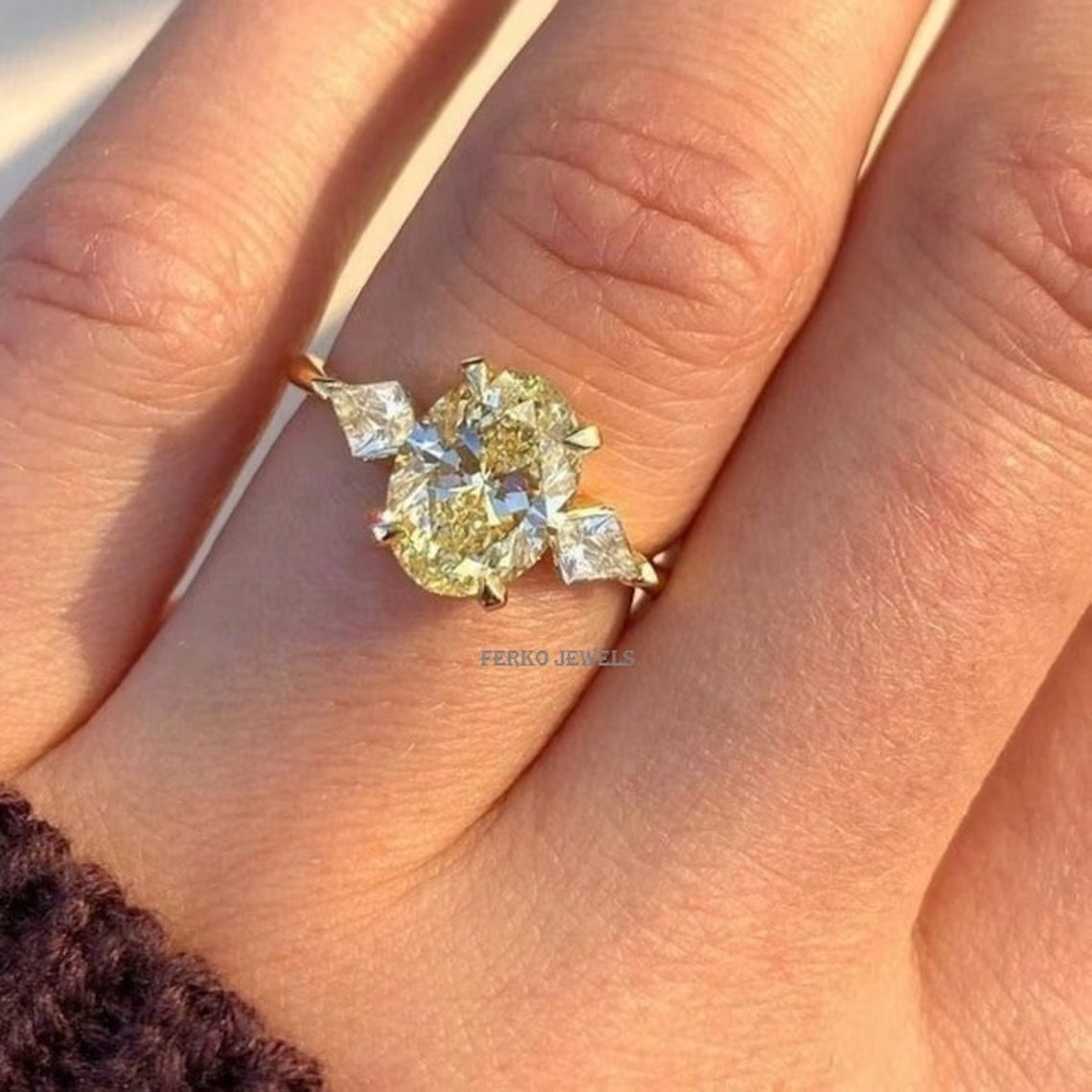 2 Carat 9x7 MM Oval Cut Engagement Ring/canary Yellow - Etsy
