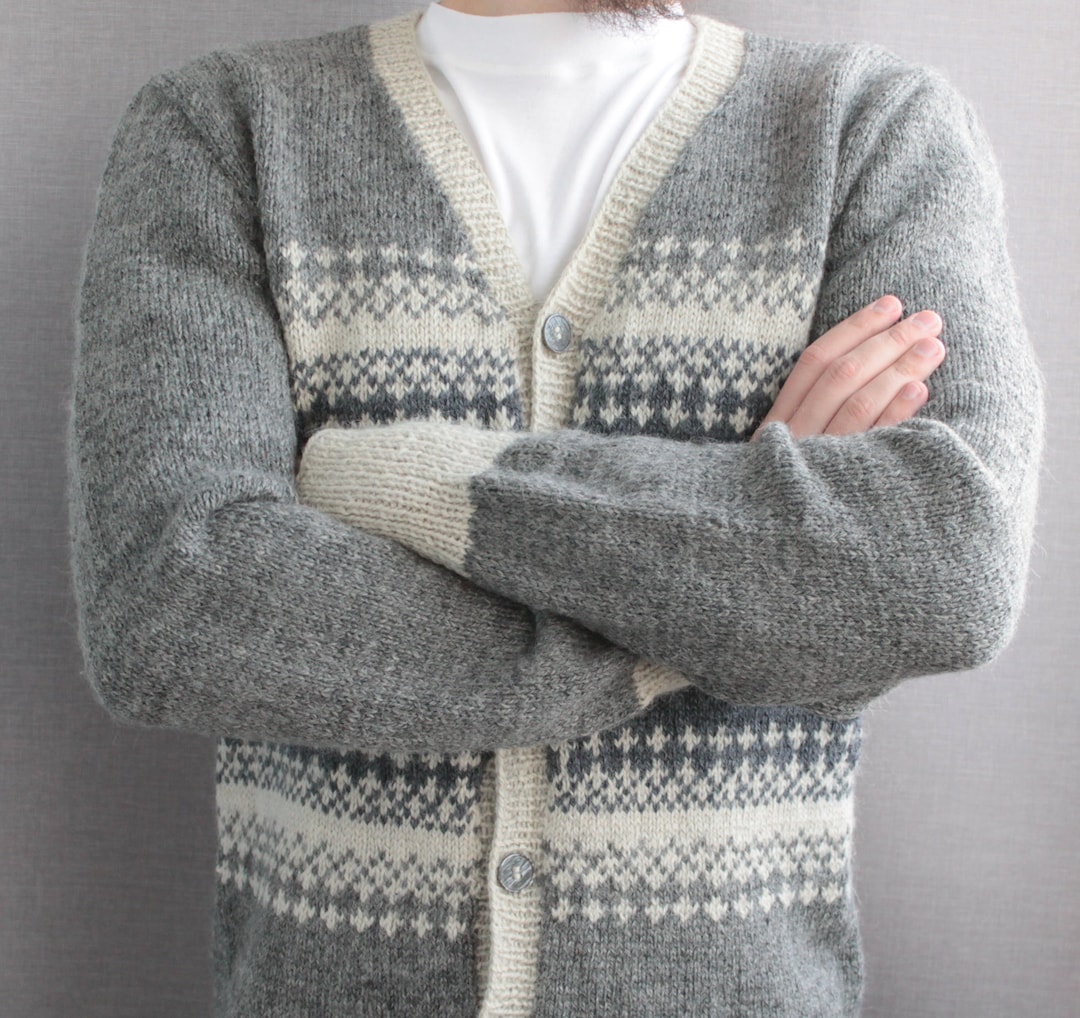 Vintage Hand Knit Icelandic Wool Sweater Men Size M Grey Chunky Knit ...