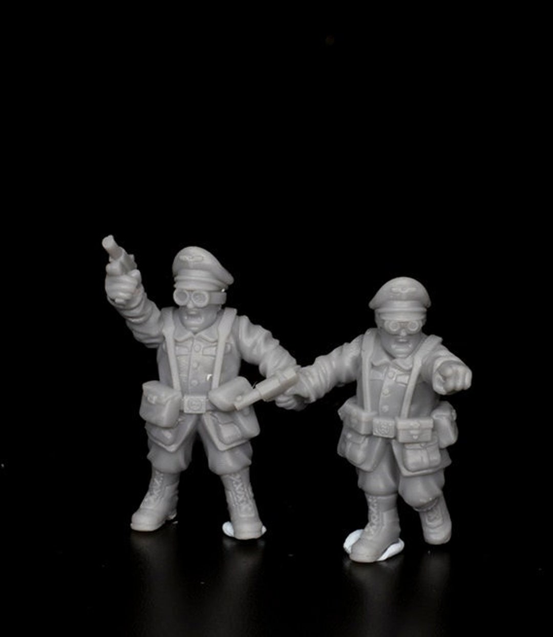 Officers German Army WW2 Africa Korps 2x Miniatures 3D Breed Miniatures ...
