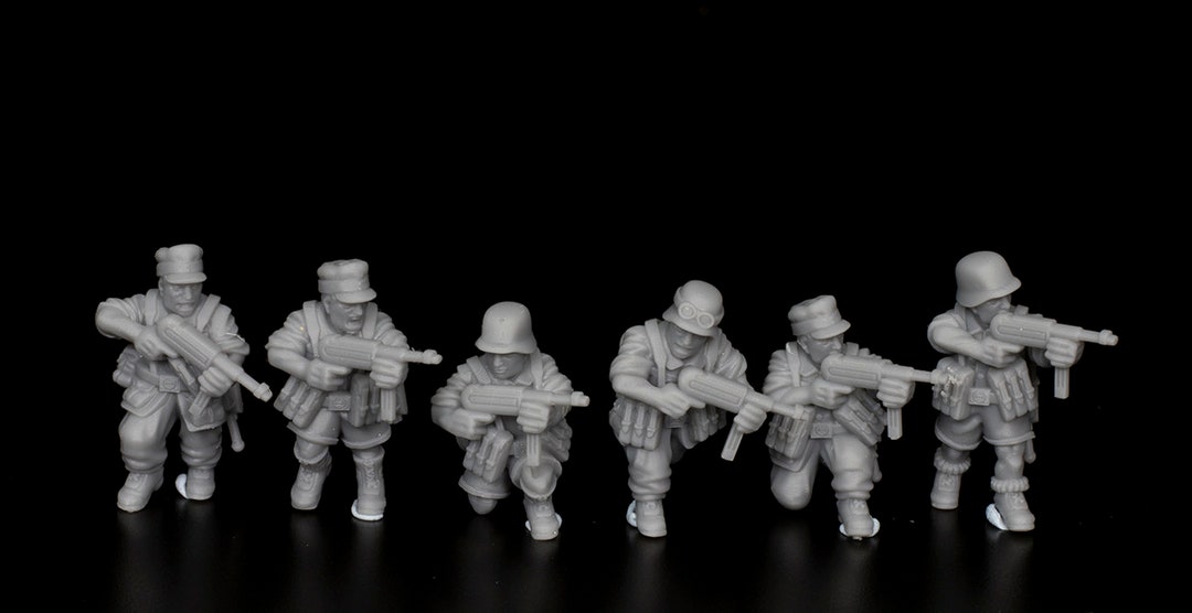 SMG Squad | German Army WW2 | Africa Korps | 12x Miniatures | 3D Breed ...