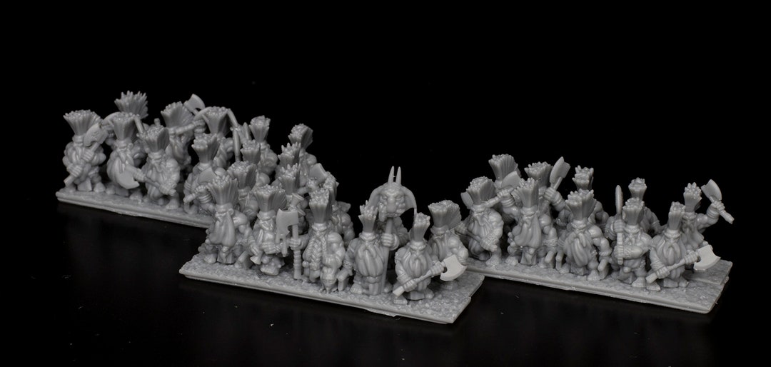 Berserkers | Dwarfs | Varus Miniatures | 10mm Scale - Etsy