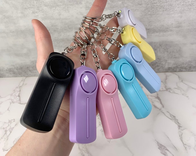 Safety Alarm Keychain for Women, Safety Keychain for Women Self Defense ...