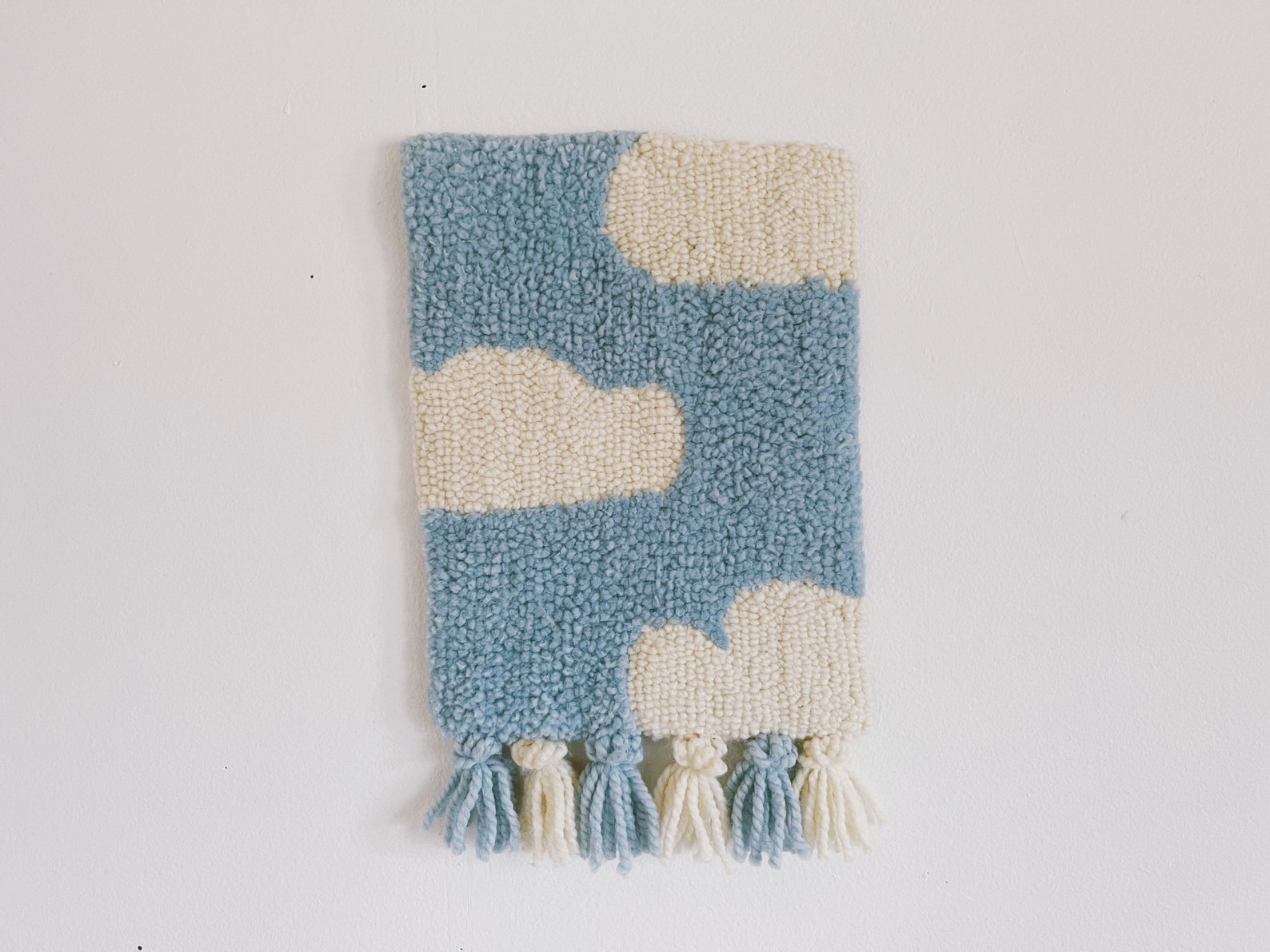 Sky Tufted Wall Hanging / Custom Cloud Tuft Wall Hanging - Etsy
