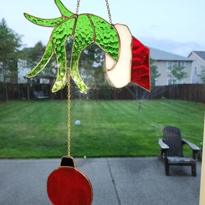 Grinch Suncatcher - Etsy