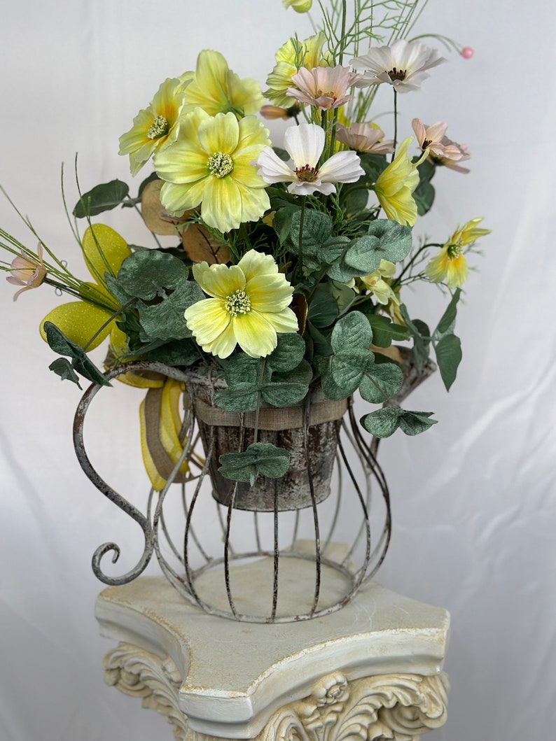 Flower Sprout Centerpiece - Etsy