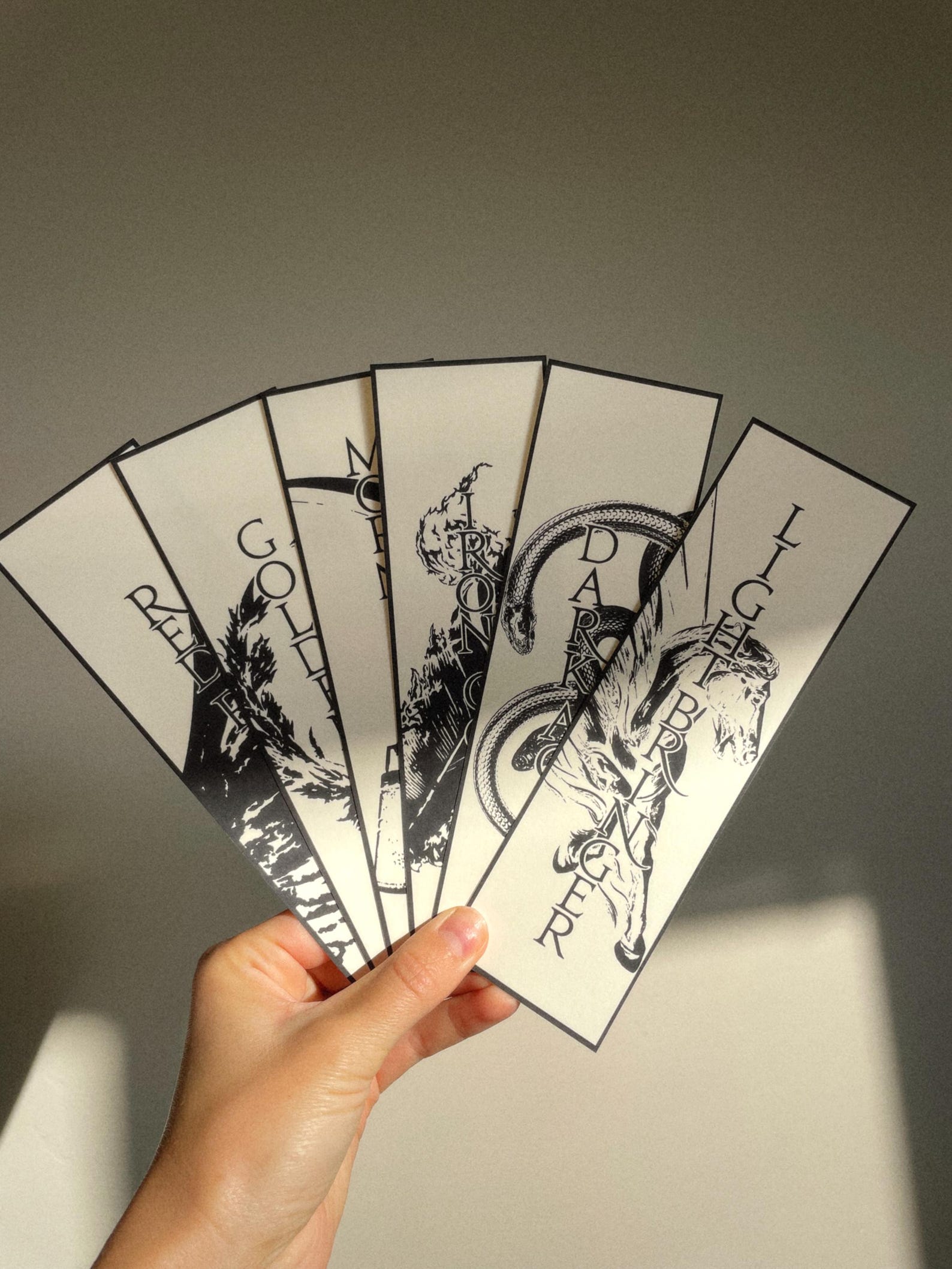 Set of 6 Red Rising - Matching Bookmarks - Etsy