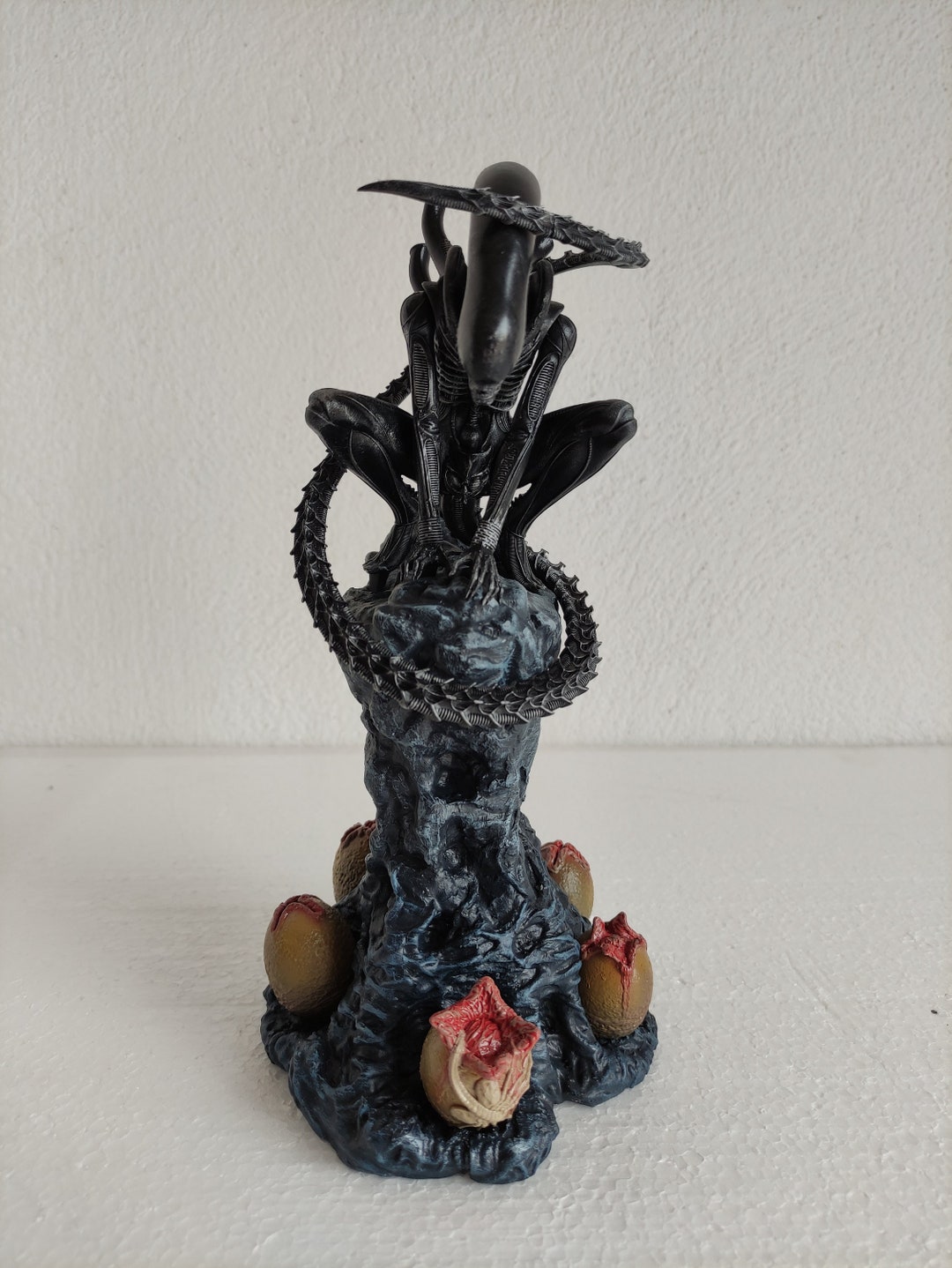 Alien 3D Printed Hand-painted Figure Unique Sci-fi Collectible - Etsy