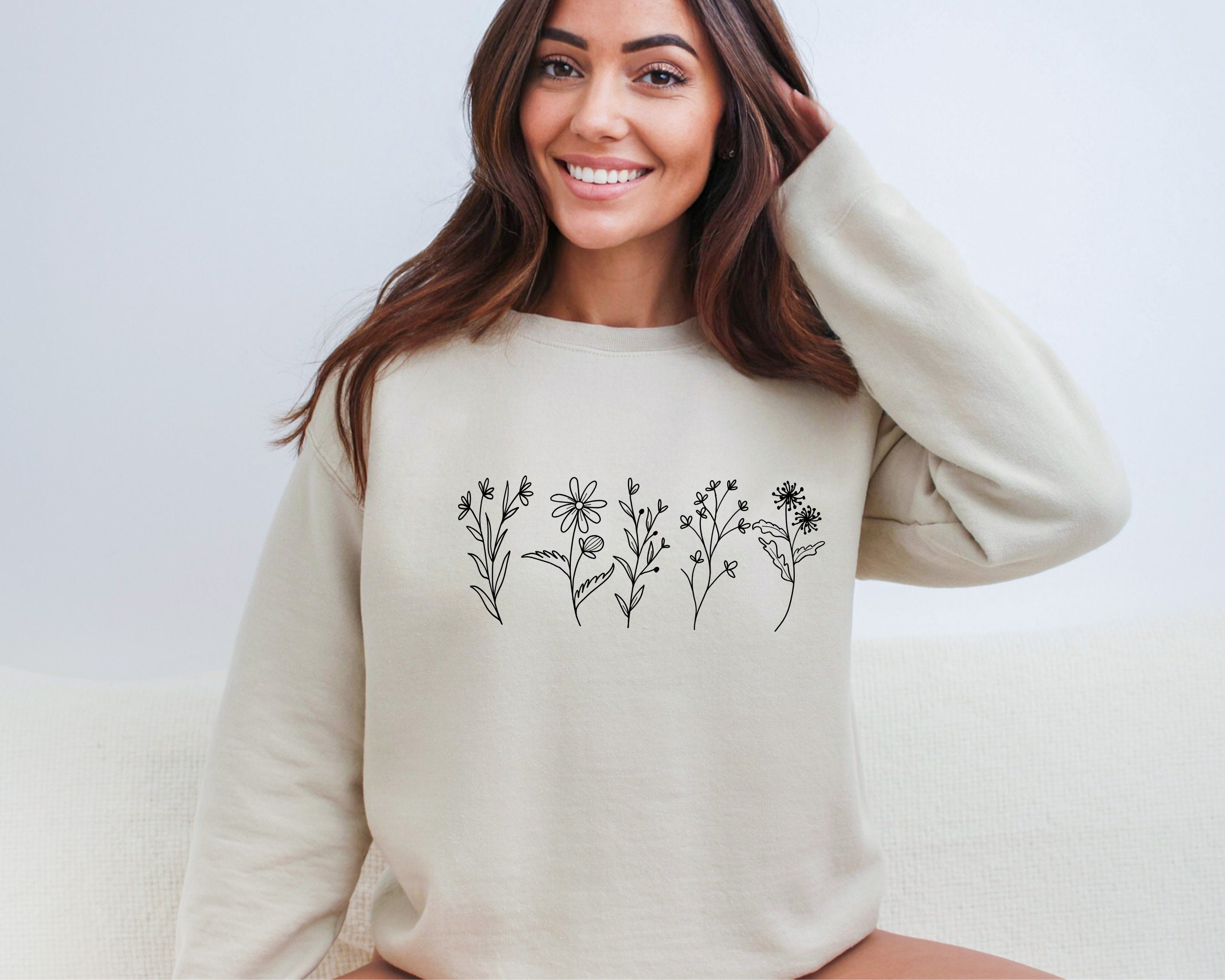 Flower Sweatshirt Botanical Sweatshirt Wildflower Shirt Nature Crewneck ...
