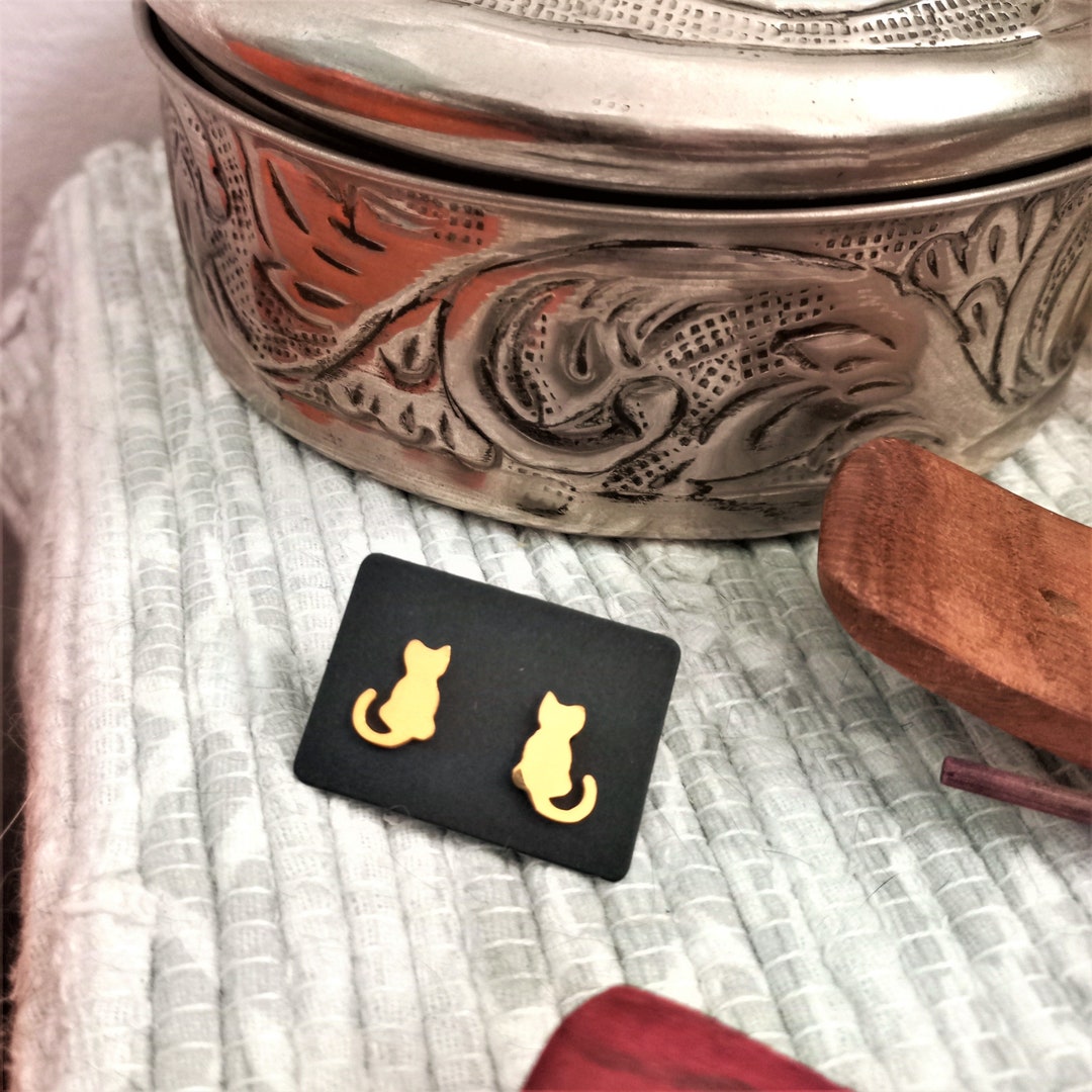 Cute Cat Stud Earrings. Original Gift for Cat Lovers. Hypoallergenic ...