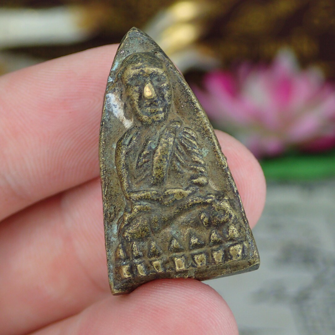 LP Tuad Holy Thai Amulet / Monk Buddhism Talisman / Collectible Small ...