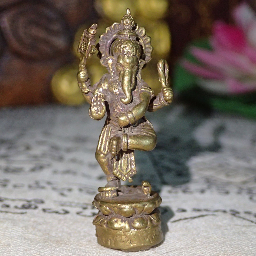 Lord Ganesha Statue / Thai Amulet / Hindu Deity Talisman / Elephant ...