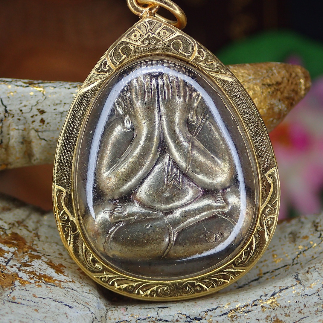 Phra Pidta Closed Eyes / Phra Pitta Amulet / Pidta Monk Buddhism ...