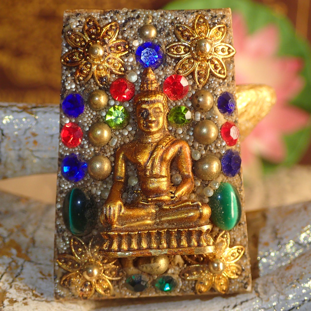 Phra Somdej Holy Thai Amulet / Buddha Statue / Buddhism Talisman Garuda ...