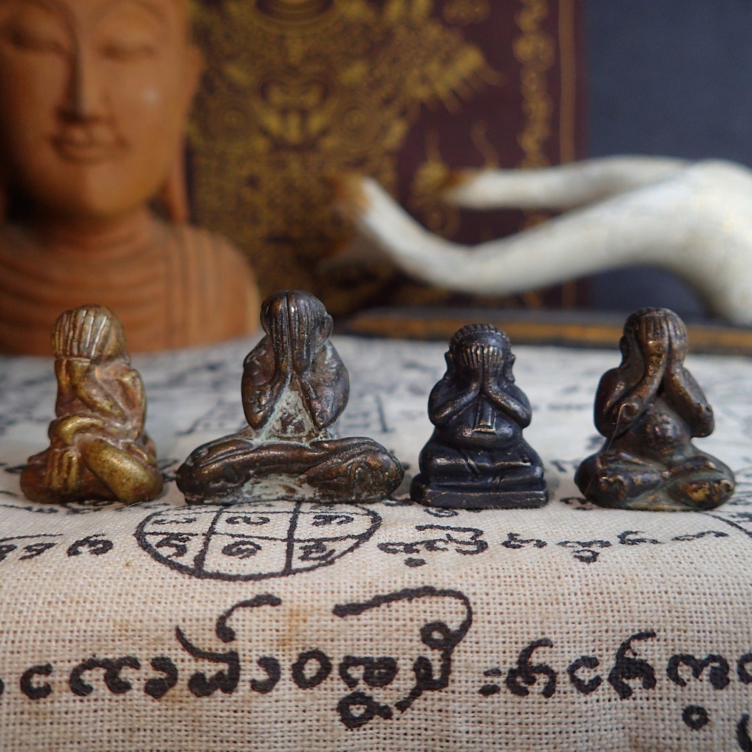 Phra Pidta Amulet / Pitta Monk Buddhism Talisman / Rare Collectible ...