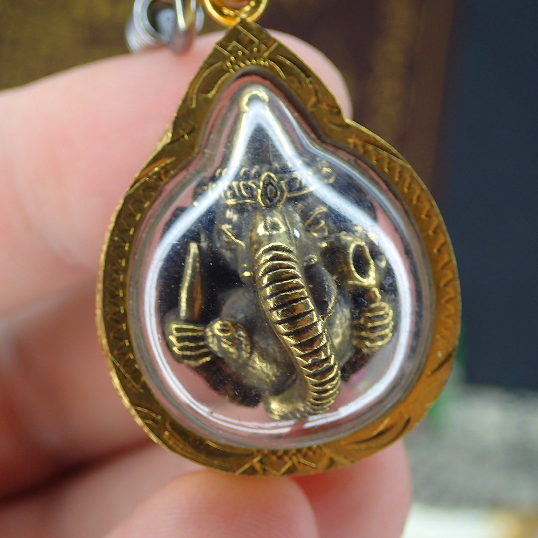 Lord Ganesha Holy Thai Amulet / Hindu Deity Talisman / Elephant Statue ...