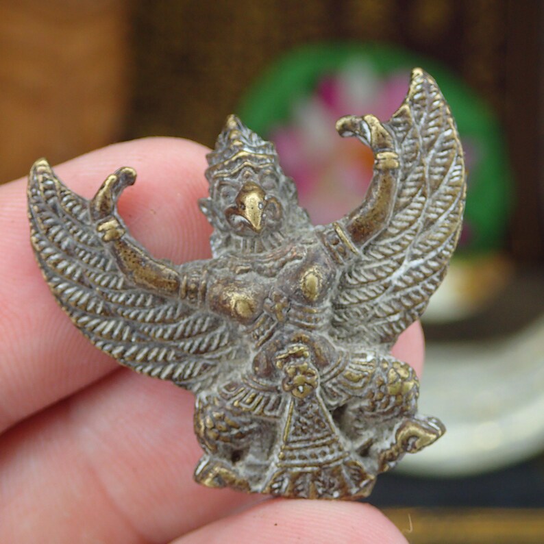 Garuda Holy Thai Amulet / Magic Bird Buddhism Talisman / Charm Rare God ...