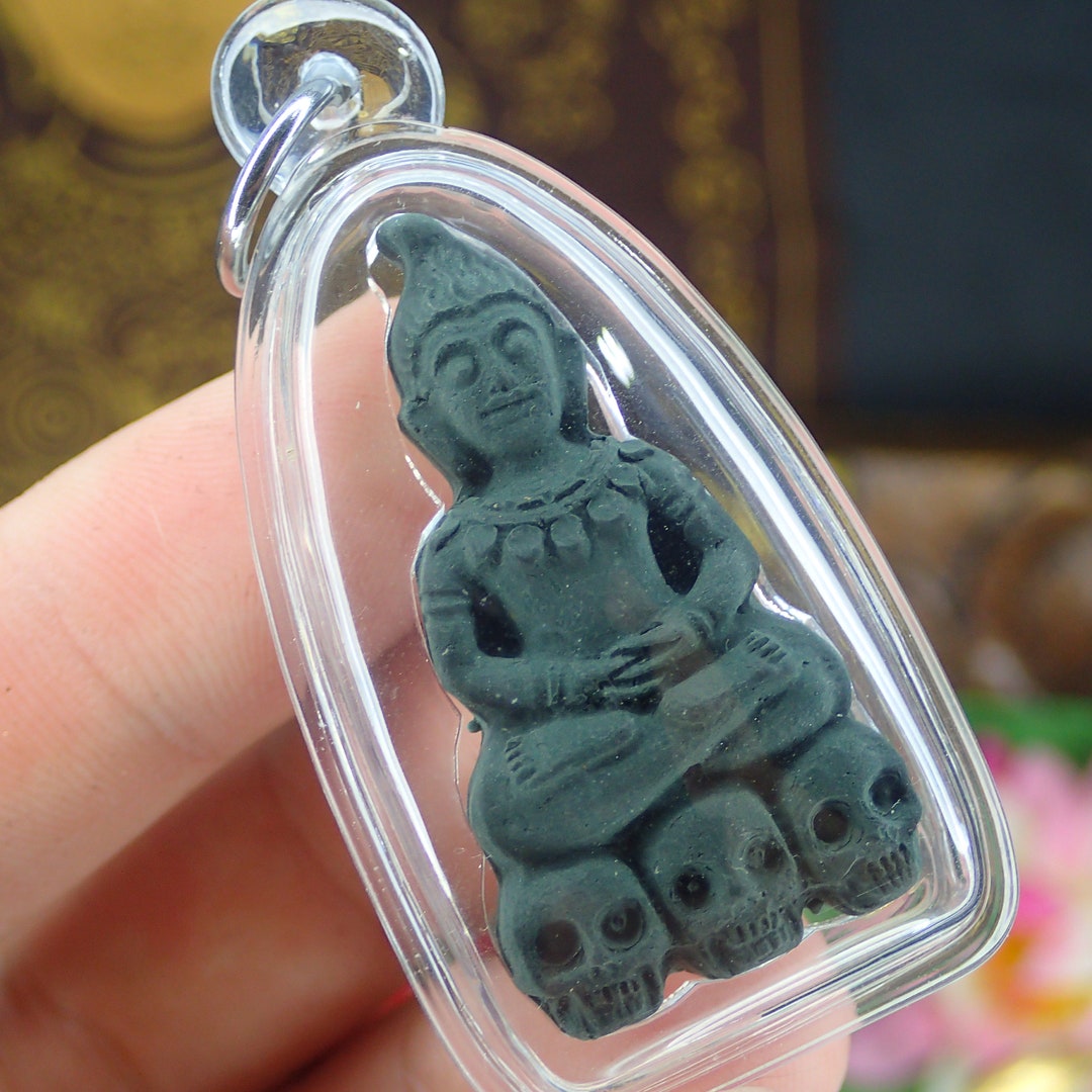 Locket Phra Ngang / Thai Buddha Amulet / Gambling Talisman / Love Charm ...