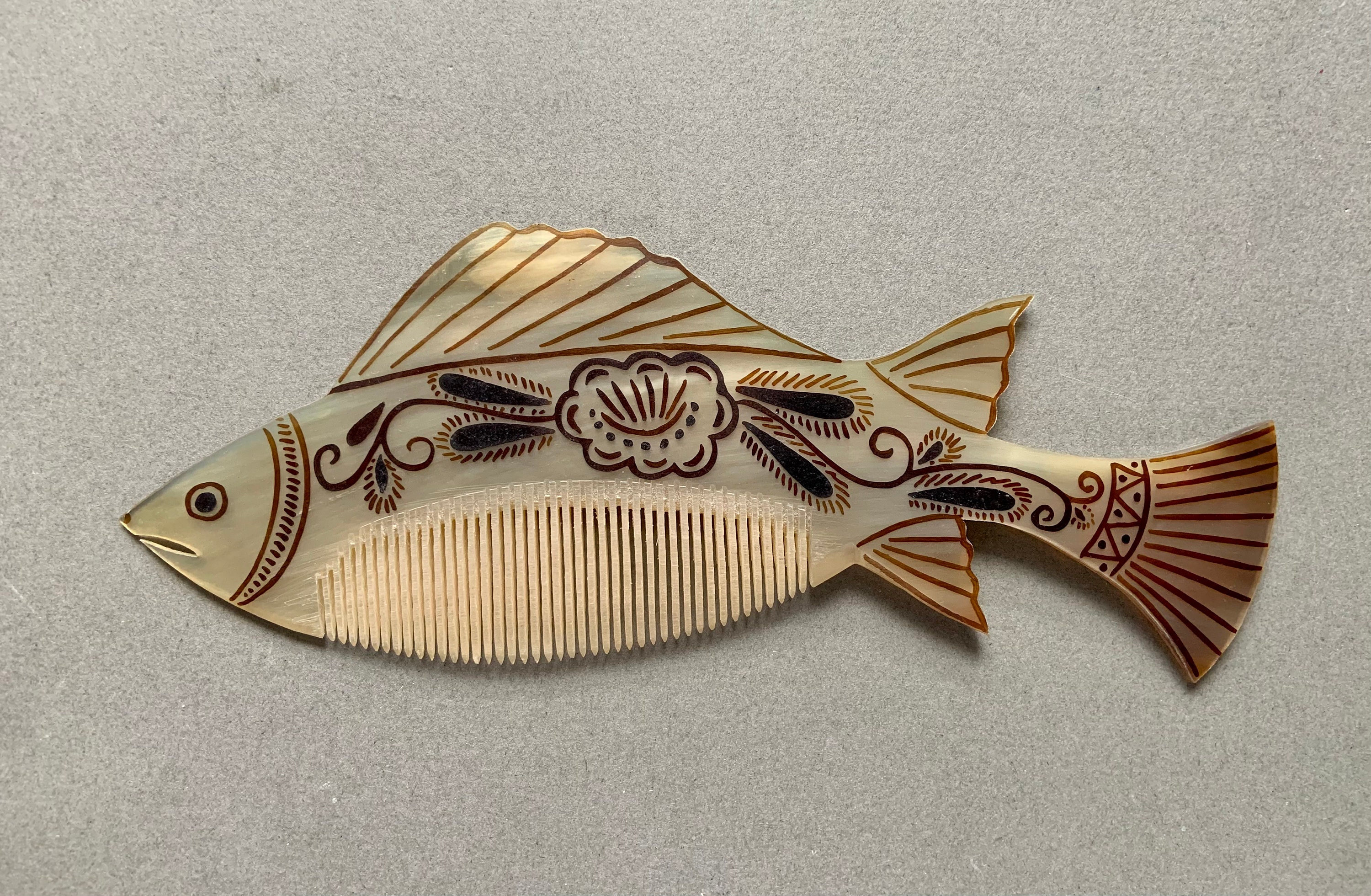 3 Hand Carved Horn Animal Combs Fish Elephant and Deer - Etsy