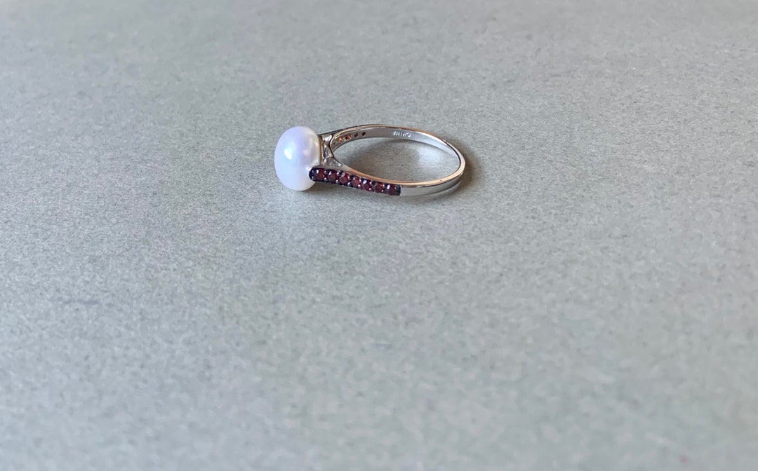 Honora Pearl & Garnet Engagement Ring Size 10 - Etsy