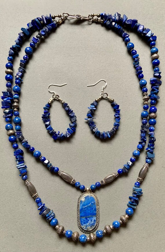 smithsonian mesopotamian lapis - Gem