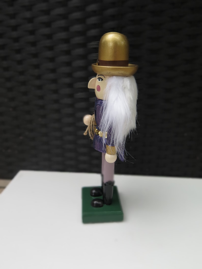 Female Nutcracker "rebecca" - Etsy