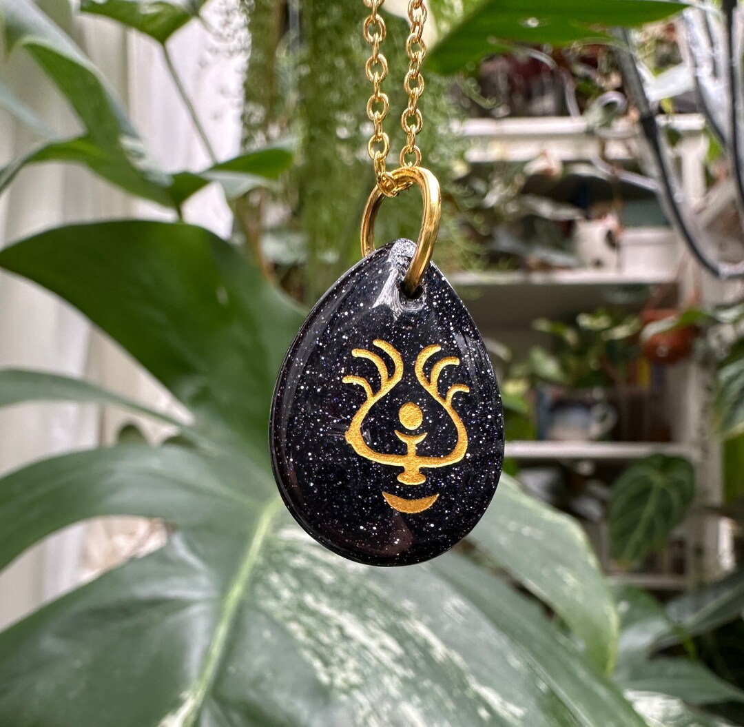 Levitation Stone Necklace - Etsy