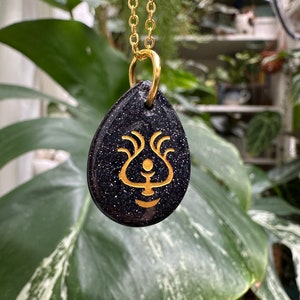 Levitation Stone Necklace - Etsy