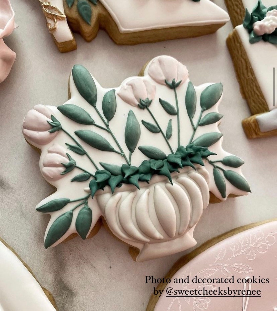 Floral Vase No. 3 Cookie Cutter - Etsy