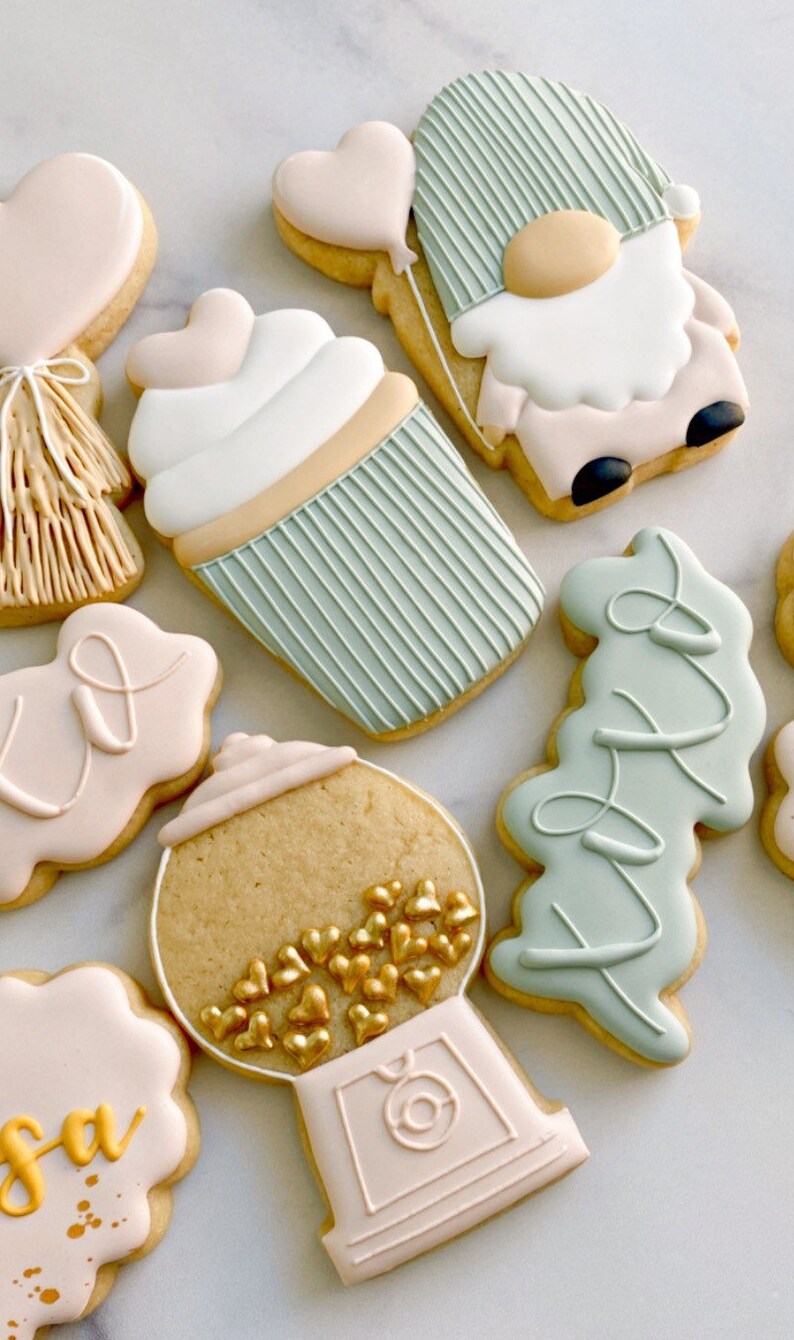 Cortador de galletas de globo de gnomo con corazón - Etsy España