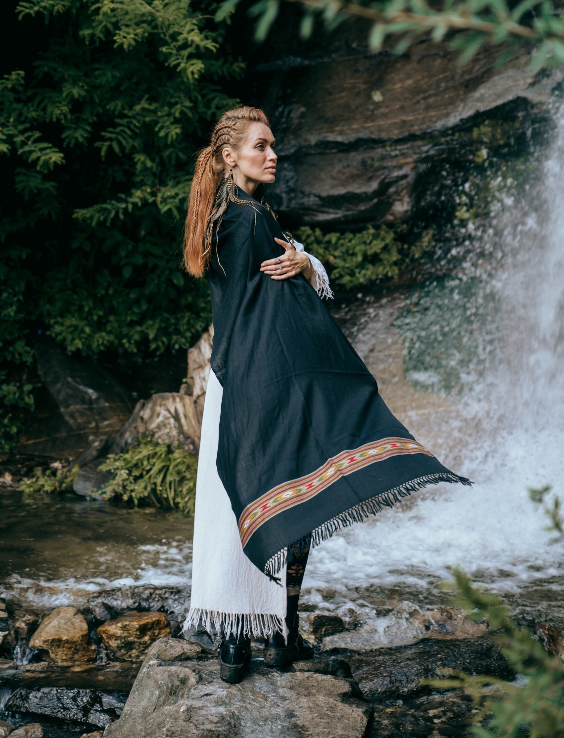 Black Shawl, Handwoven Shawl, Merino Wool Shawl 75x200cm, Hippy Shawl ...